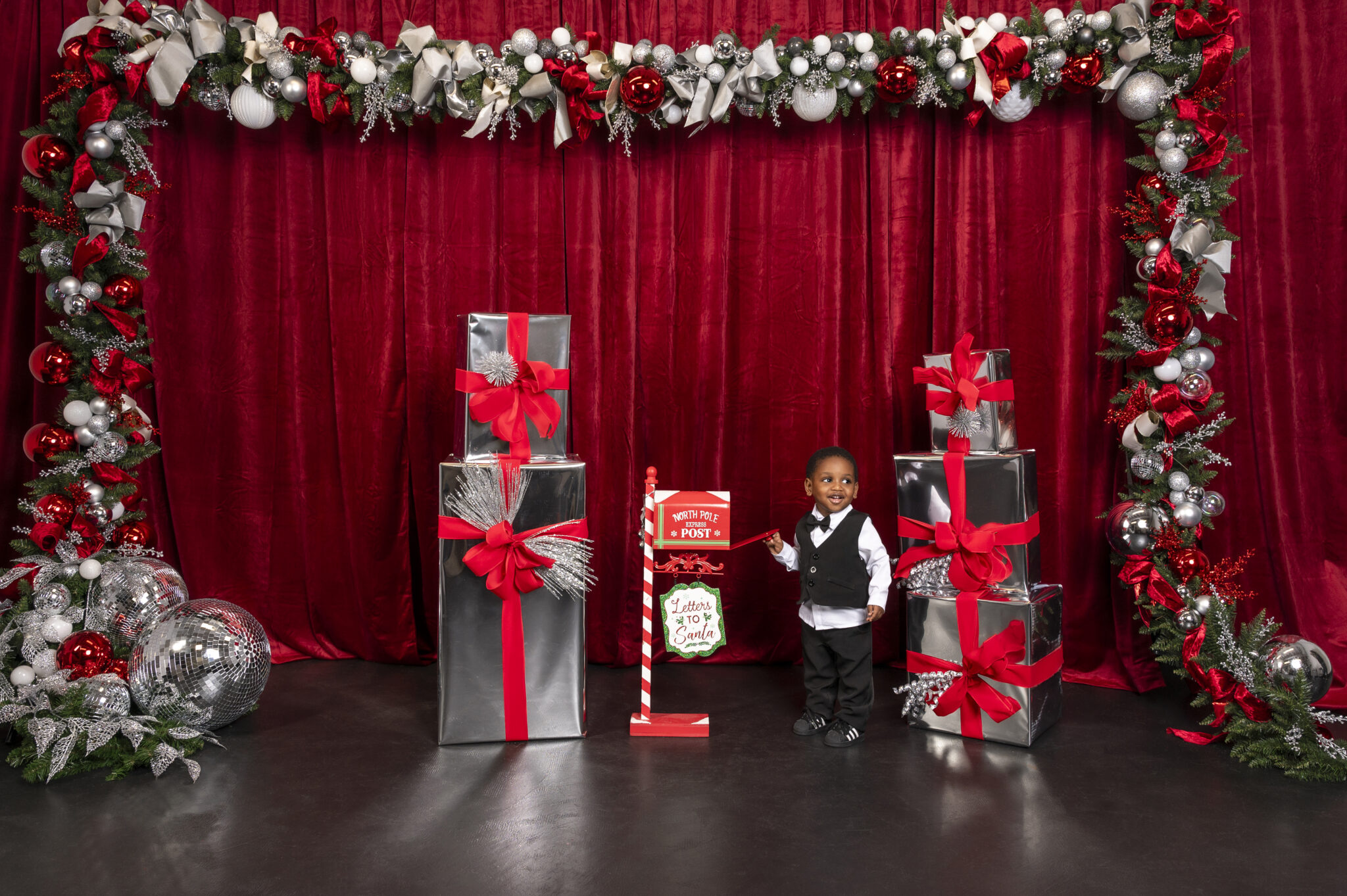 Christmas Mini Sessions - Alexandria, VA Photo Studio